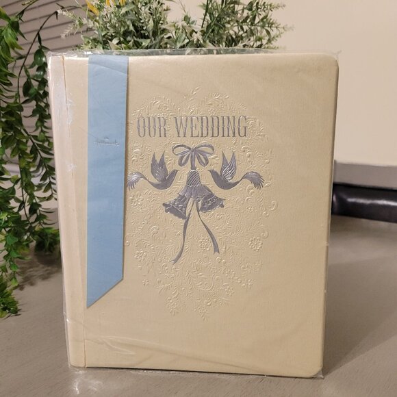Hallmark Wedding Album, Keepsake, Memories | Other | Nwot Wedding Album ...